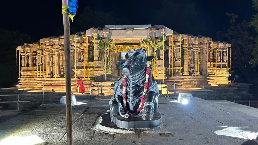 The Heartbreaking Story Behind The Thousand Pillar Temple | Murali ...